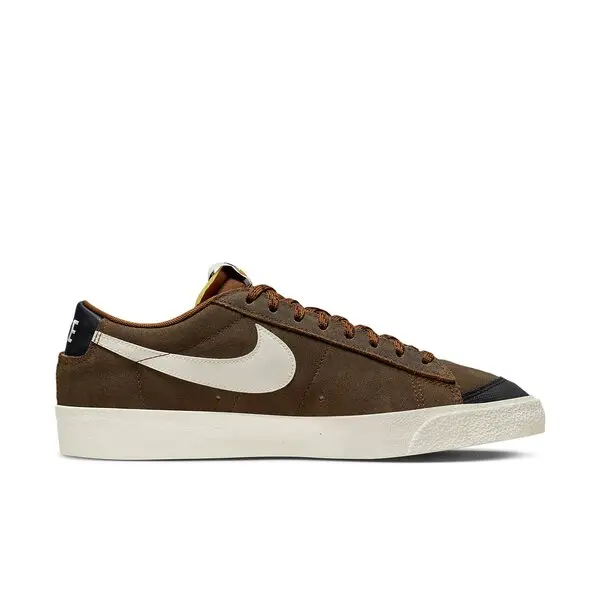 Nike Blazer Low '77 Premium Vintage Sneakers - Brown