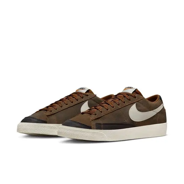 Nike Blazer Low '77 Premium Vintage Sneakers - Brown