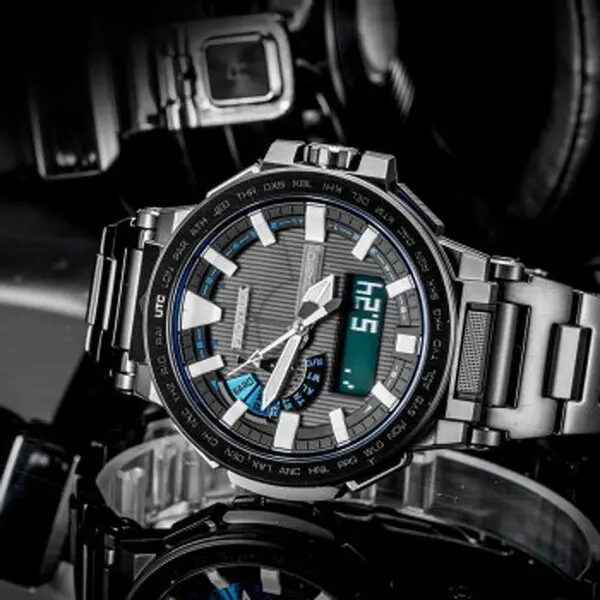 Casio Analog/digital Sapphire Crystal Sports Watch