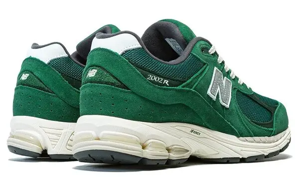 NEW BALANCE 2002r Suede Pack Forest Sneakers - Green