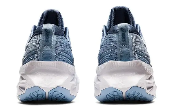 Asics Novablast 2 Running Shoes - Blue