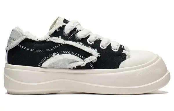 LI-NING X Disney Low-top Sneakers
