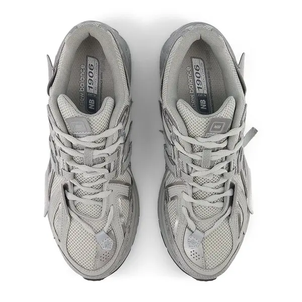 NEW BALANCE 1906a Sneakers - Concrete/silver Metallic