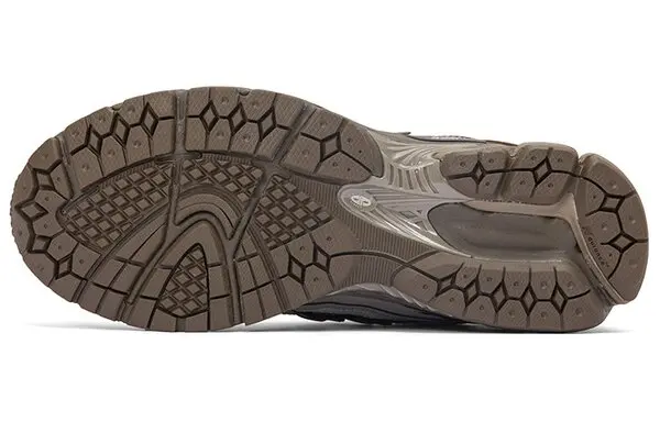 NEW BALANCE 1906r Sneakers