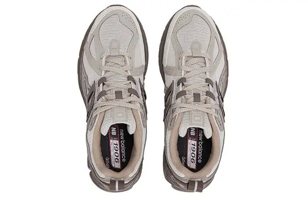 NEW BALANCE 1906r Sneakers - Brown