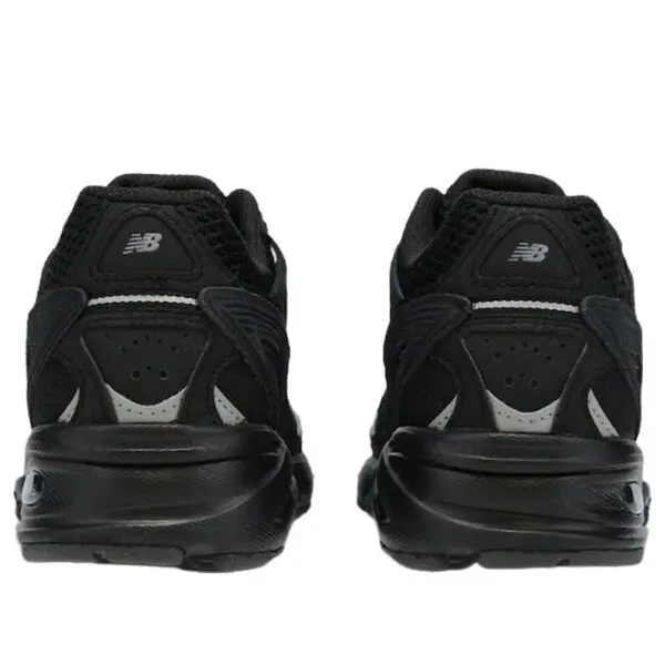 NEW BALANCE 509 Athletic Sneakers