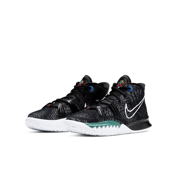 Nike Kyrie 7 Mid Top Sneakers