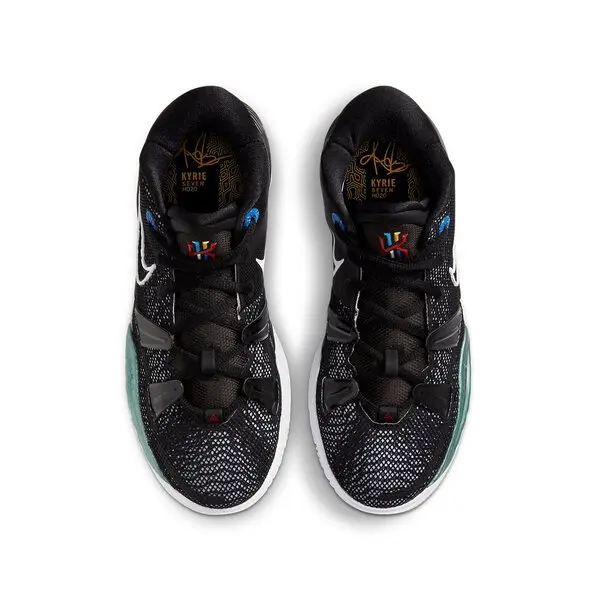 Nike Kyrie 7 Mid Top Sneakers