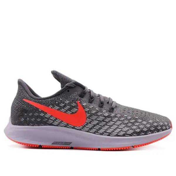 Nike Zoom Pegasus 35 Low Top Sneakers