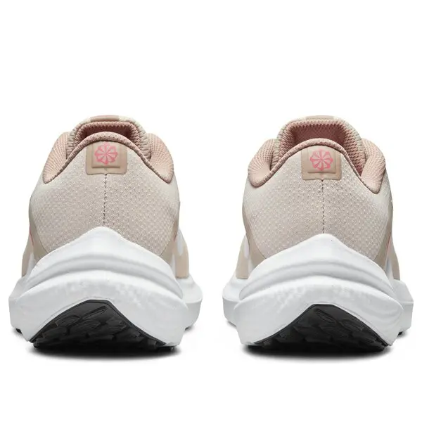 Nike Zoom Winflo 10 Sneakers - Sanddrift/white/hemp