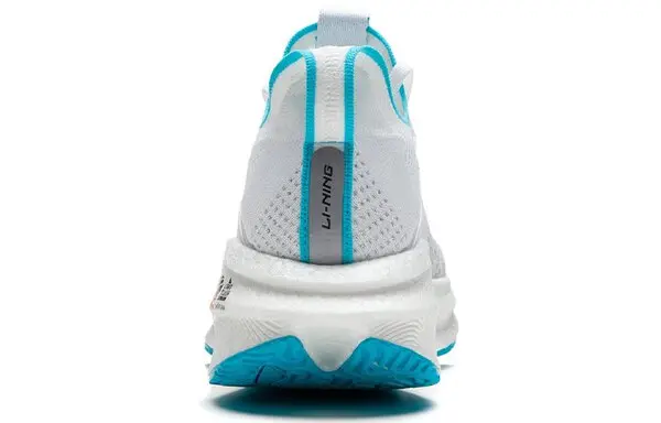 LI-NING Essential Arrs003 Low Top Sneakers