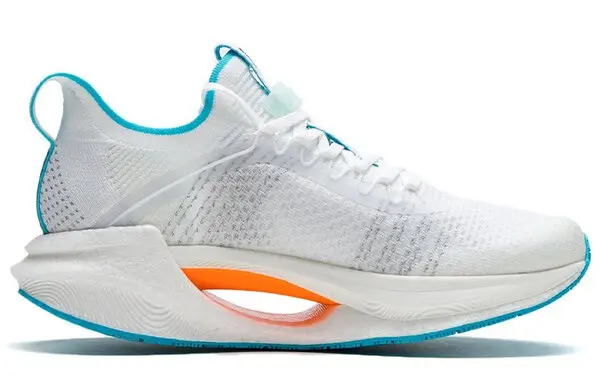 LI-NING Essential Arrs003 Low Top Sneakers