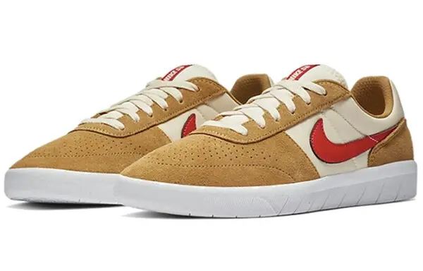 Nike Team Classic Sb Mars Yard Sneakers - Red/brown