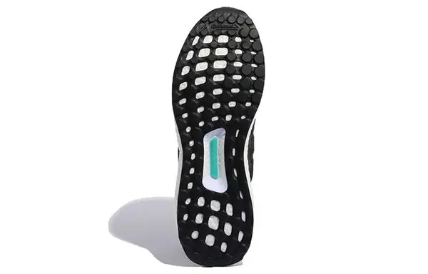 Adidas Ultra Boost Dna Cozy Wear-resistant Sneakers