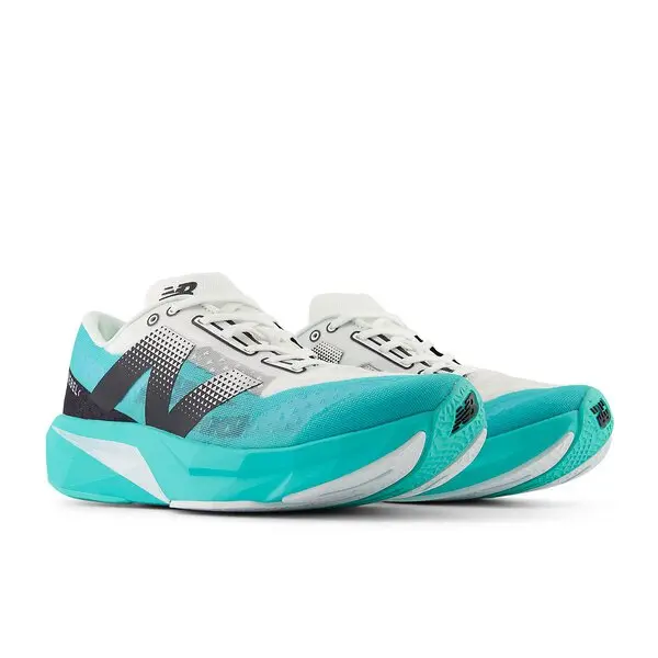 NEW BALANCE Fuelcell Rebel V4 Sneakers - Teal/blue