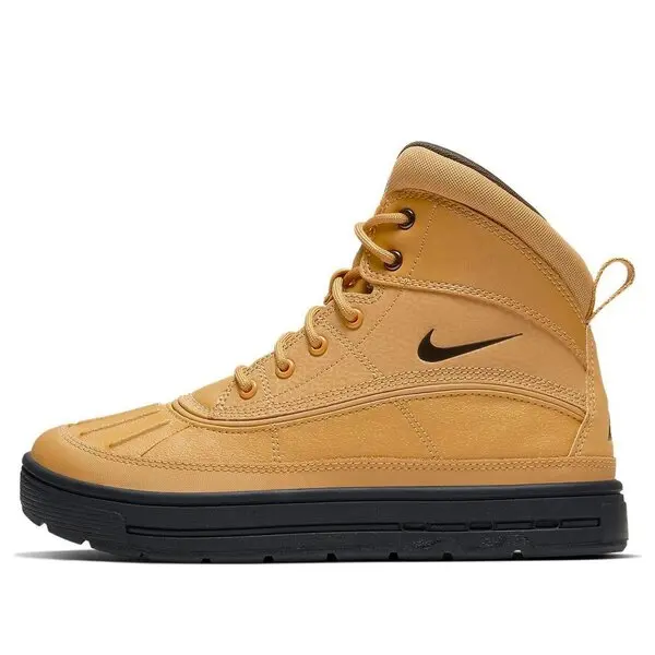 Nike Woodside 2 High "wheat" Boots