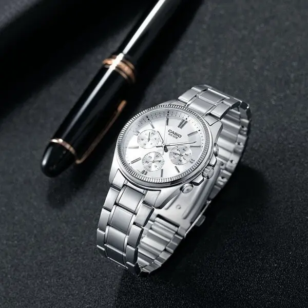 Casio Stainless Steel Quartz Analog Watch - White