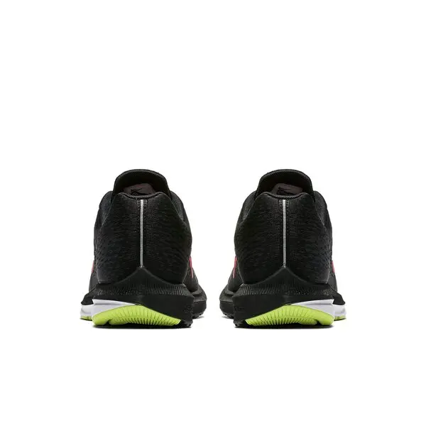 Nike Zoom Winflo 5 Athletic Sneakers - Black