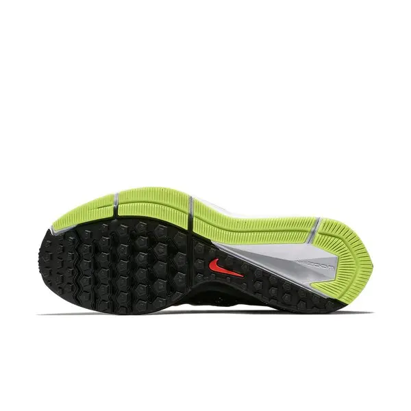Nike Zoom Winflo 5 Athletic Sneakers - Black