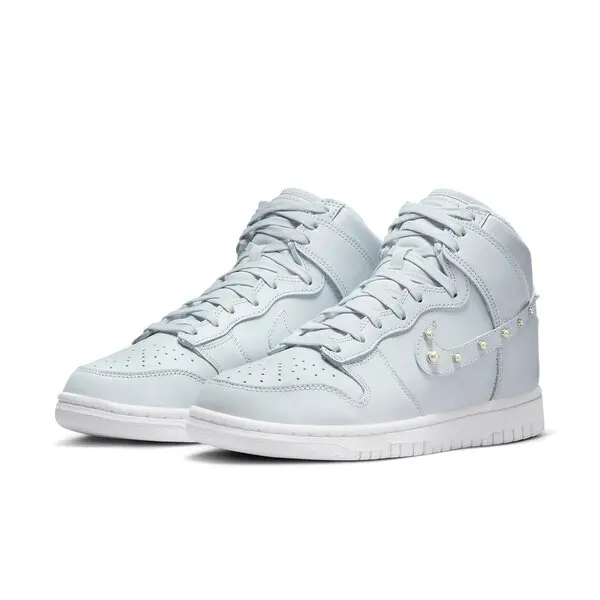 Nike Dunk High Se Embellished High Top Sneakers