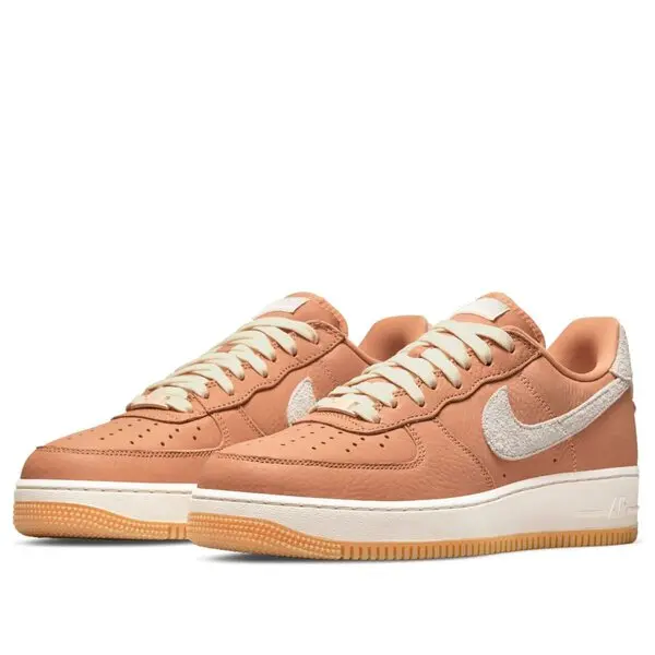 Nike Force 1 '07 Craft Low Top Sneakers - Brown