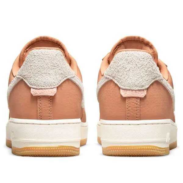 Nike Force 1 '07 Craft Low Top Sneakers - Brown
