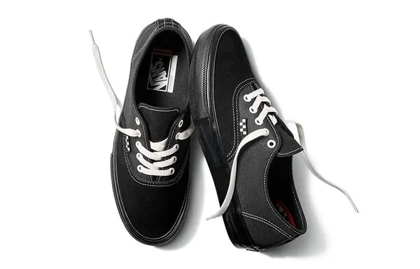 VANS Skate Authentic Sneakers - Black