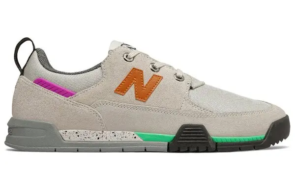 NEW BALANCE 562 Sneakers - Cream