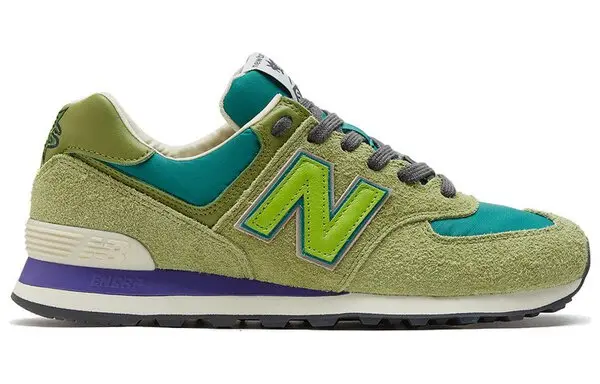 NEW BALANCE Stray Rats X 574 Sneakers - Green