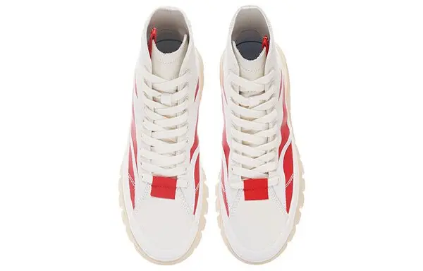 LI-NING Wave Boot