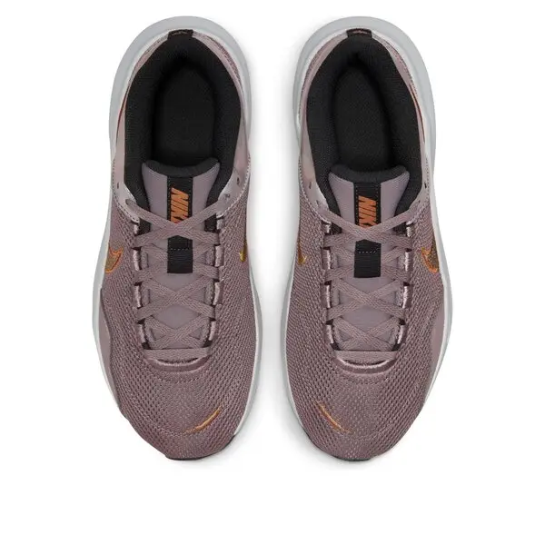 Nike Legend Essential 3 Next Nature Premium Sneakers - Grayred