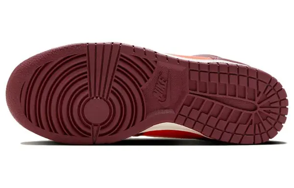 Nike Dunk High "be True To Her School - Red/orange/white
