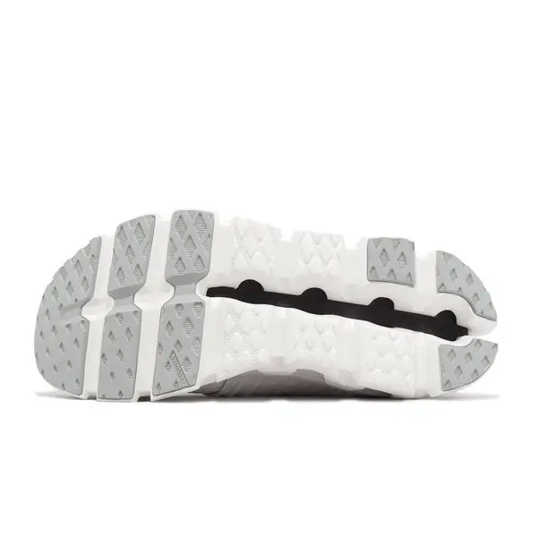 On Cloudswift 3 Athletic Sneakers - White/frost