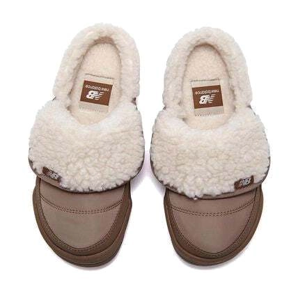 NEW BALANCE Puflee V2 Slip-on Slippers - Brown/white