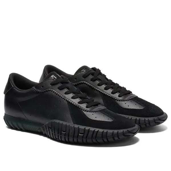 Onitsuka Tiger Duck Tiger Tr Sneakers - Black/black