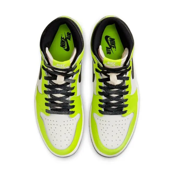 JORDAN 1 Retro High Og 'visionaire' Sneakers - Volt/black/sail