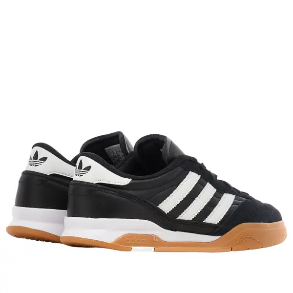 Adidas Predator Mundial Sneakers - Core Black/cloud White/gum