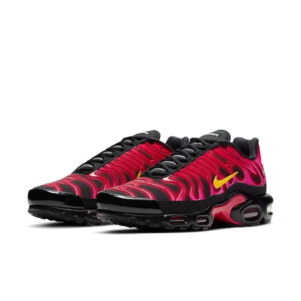 Nike Supreme X Air Max Plus Tn 'university Sneakers - Red