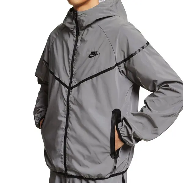 Nike Tech Woven Flash Jacket