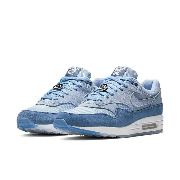 Nike Max 1 "have A Day" Sneakers
