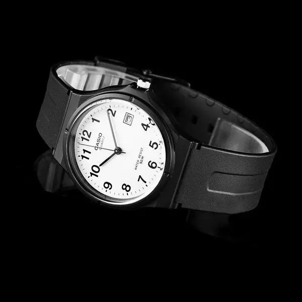 Casio Quartz Analog Watch