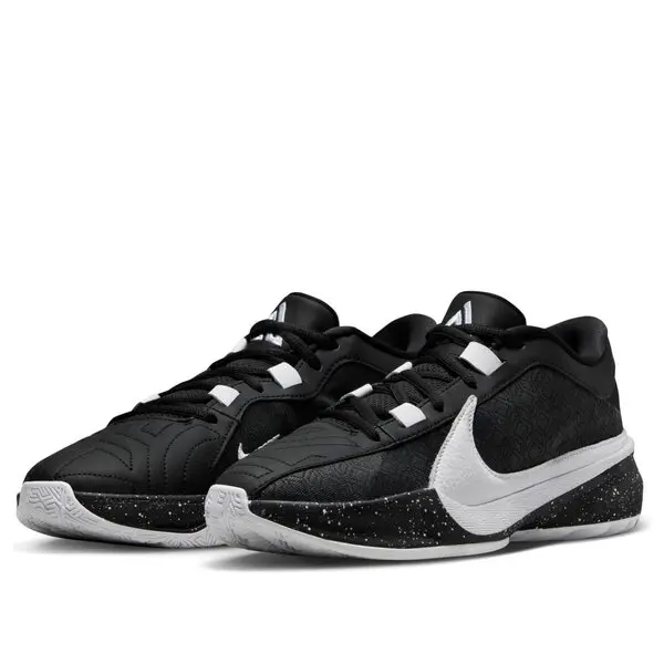 Nike Zoom Freak Sneakers - Black/white
