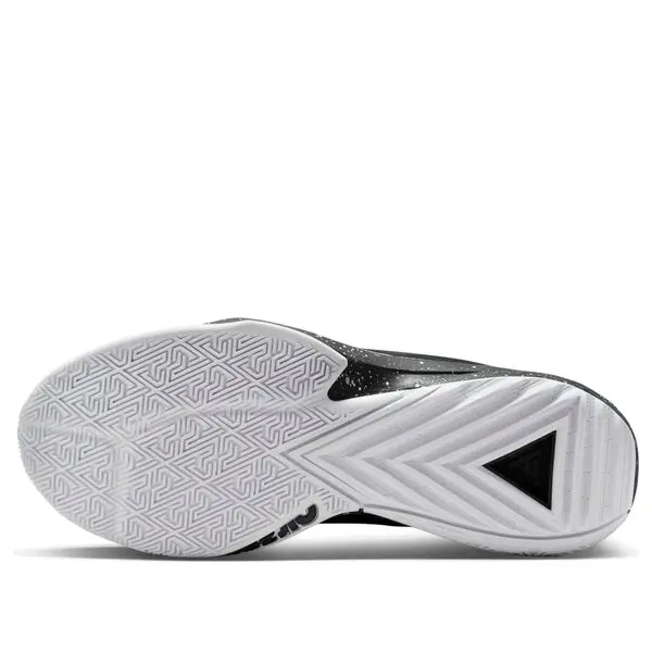 Nike Zoom Freak Sneakers - Black/white