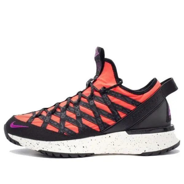 Nike React Terra Gobe Sneakers - Black/orange