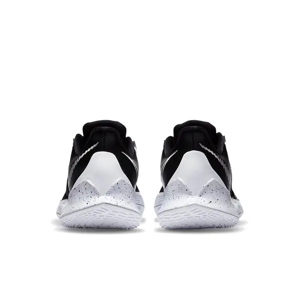 Nike Kyrie Low 3 Team Basketball Shoes - Black