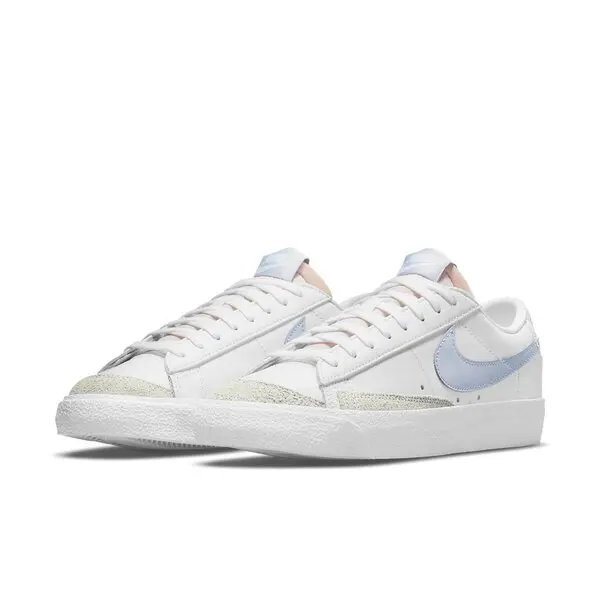 Nike Blazer Low '77 "white Ghost" Sneakers - White/blue