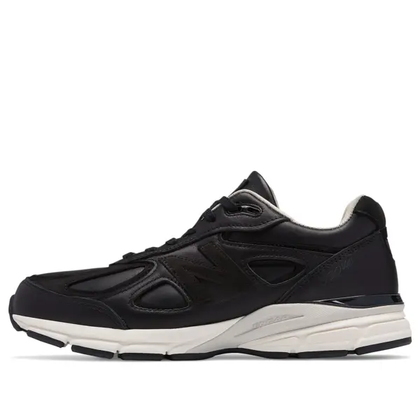 NEW BALANCE 990v4 Made In Usa Sneakers - Black