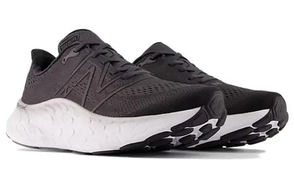 NEW BALANCE Fresh Foam X More V4 Athletic Sneakers - Black/white