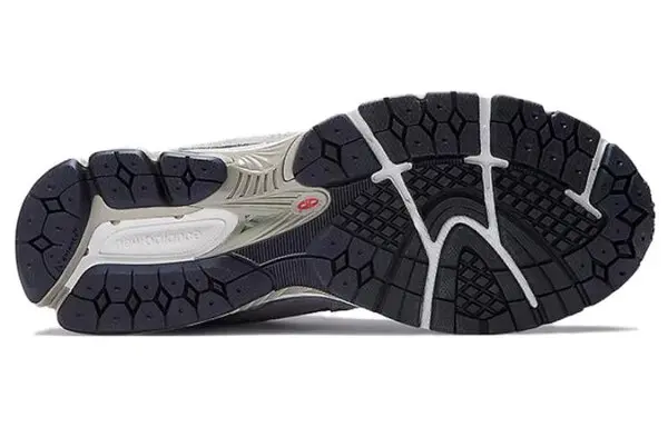 NEW BALANCE 2002r "protection Pack Slate " Sneakers - Grey