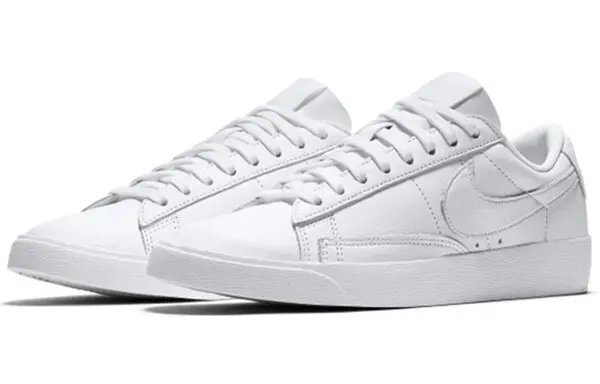 Nike Blazer Low Le Sneakers - White